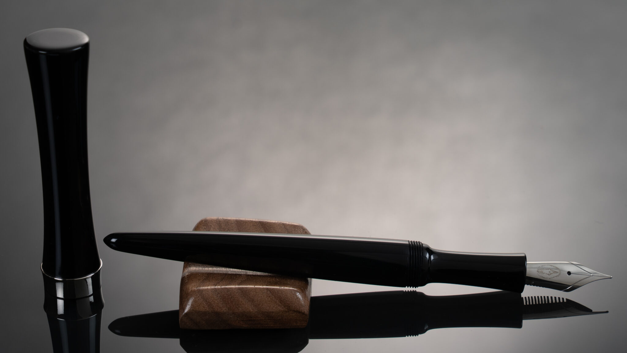 New to the Signature Line! The Elysian! - Edison Pen Co